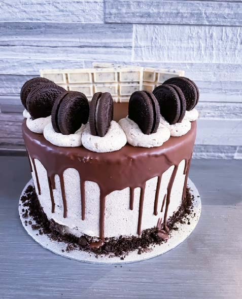 Oreo Cake – Catling Bakery